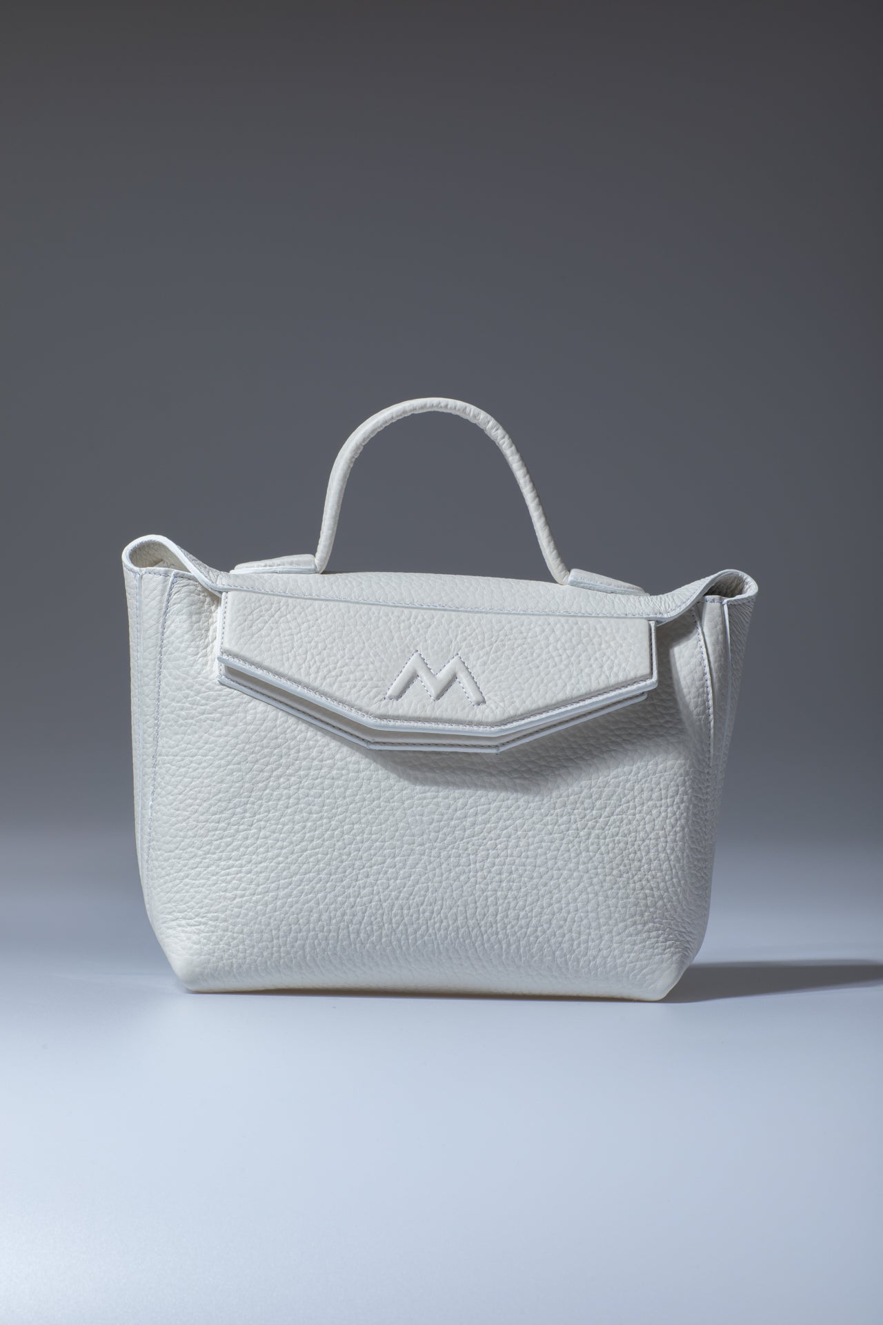 Monday Maxi Bright White – Laura Maxim Store